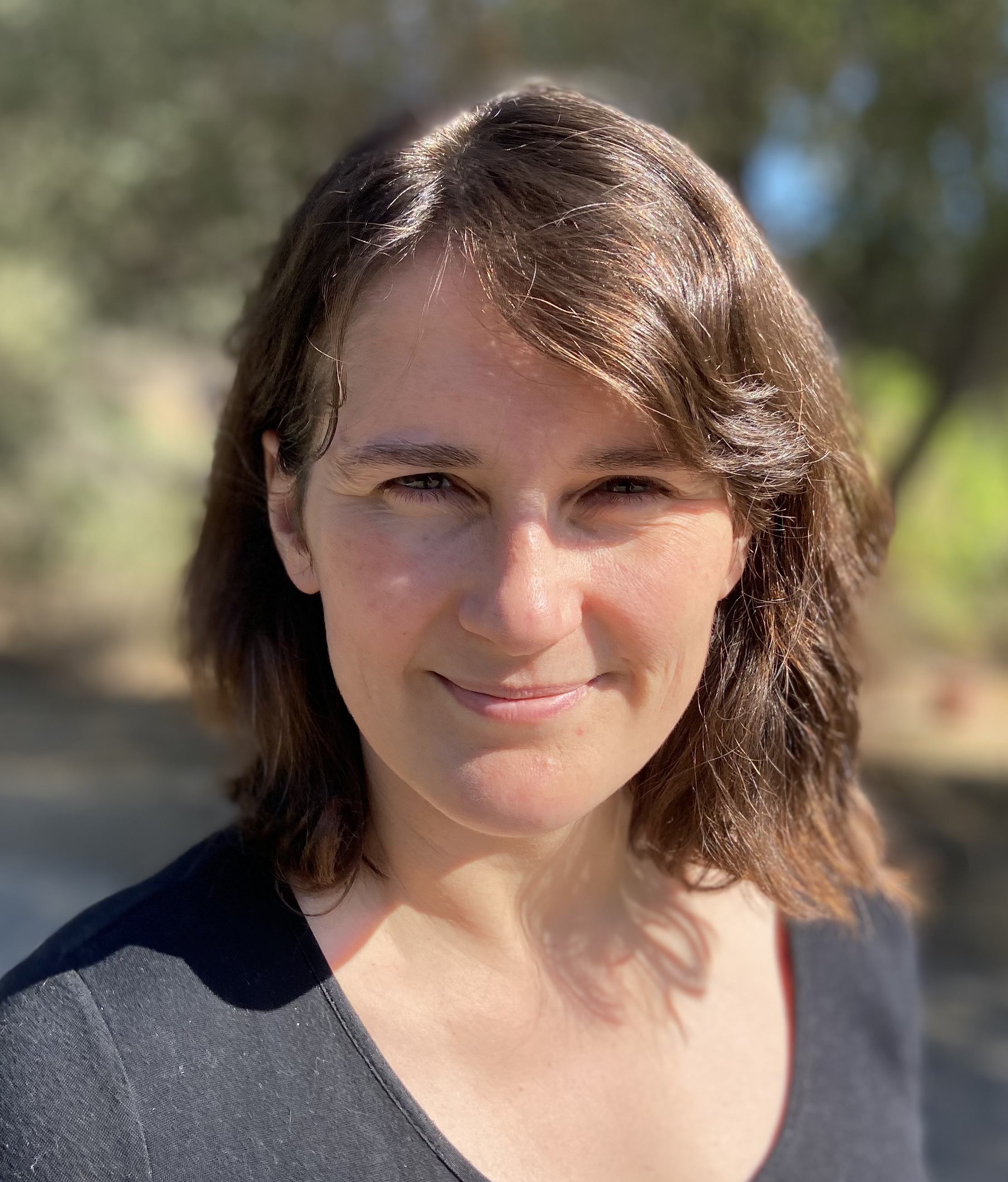 Anna C F Lewis – Thinking about the context of genomic technologies
